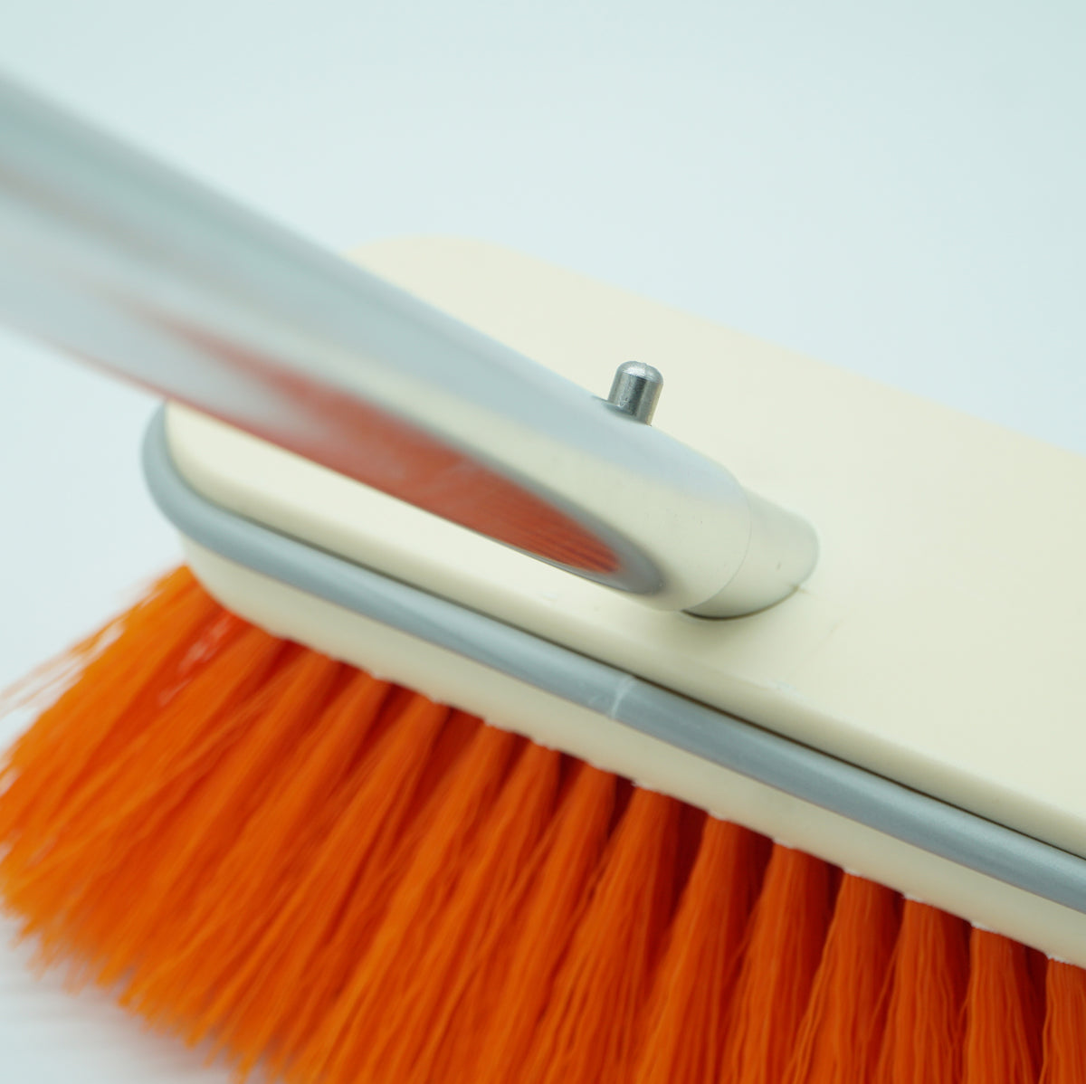 SWOBBIT® PRO-PERFECT POLE™ – August Race™